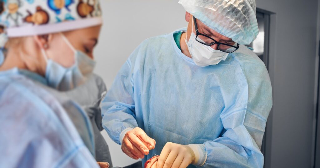 Tummy Tuck Risks & Complications What To Watch Out For 2025